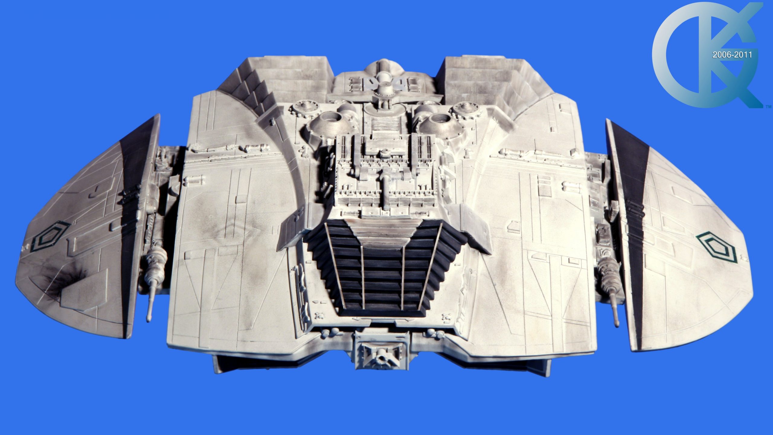 Studio Scale V1 "PYRO" Cylon Raider Replica from the 1978 Series ...