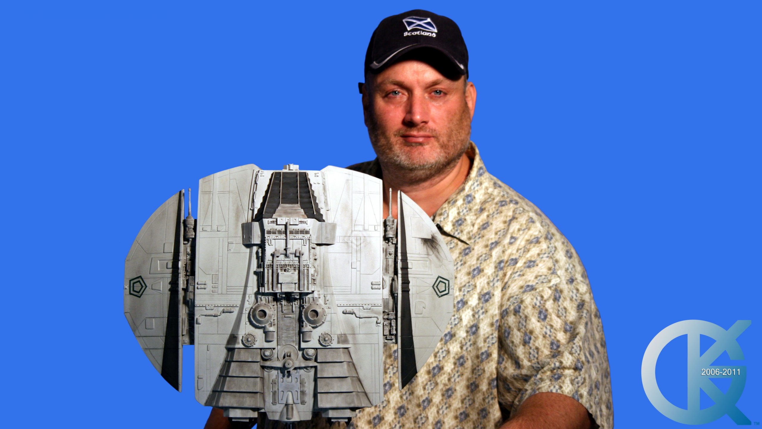 Studio Scale V1 "PYRO" Cylon Raider Replica from the 1978 Series ...